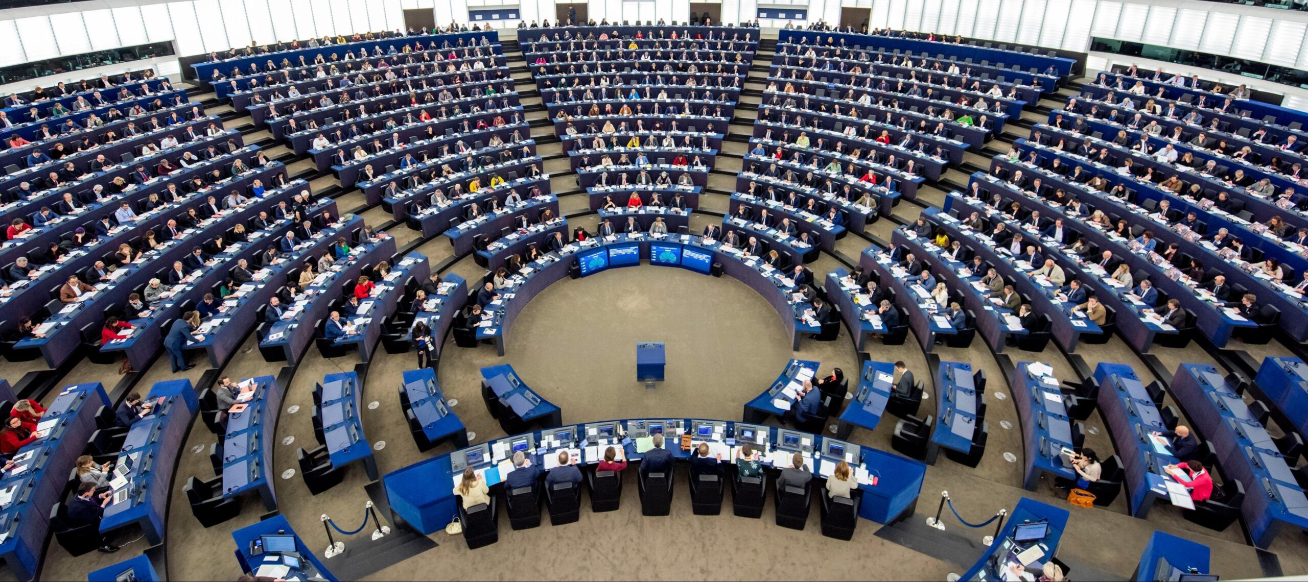 EU-kommissionen trækker i arbejdstøjet - Europe Direct Syddanmark